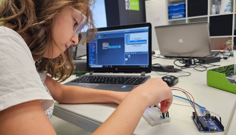 Pierde el miedo y aprende a programar: desmontando mitos sobre la programación | Escuela de ...